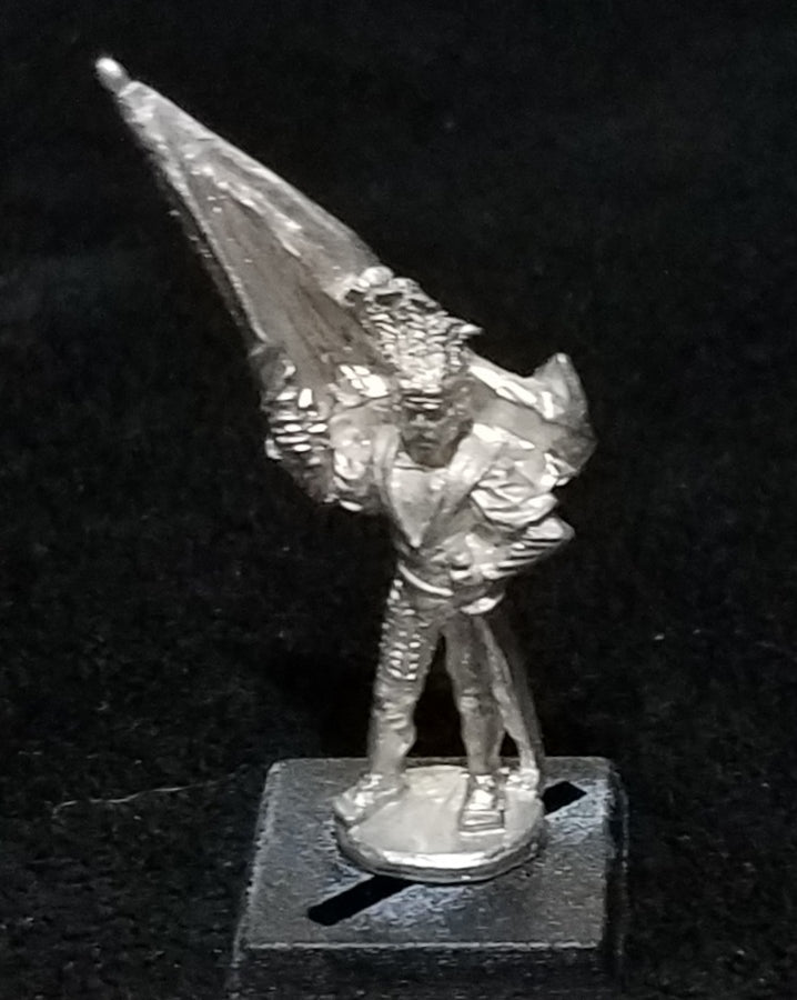 52-1907: Imperial Standard Bearer III, Flag Raised – Ral Partha Legacy